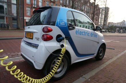 9 challenges facing the EV industry today - The Environmental Blog