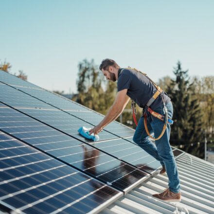 How to Clean Solar Panels the Right Way (2025 Guide) - The ...